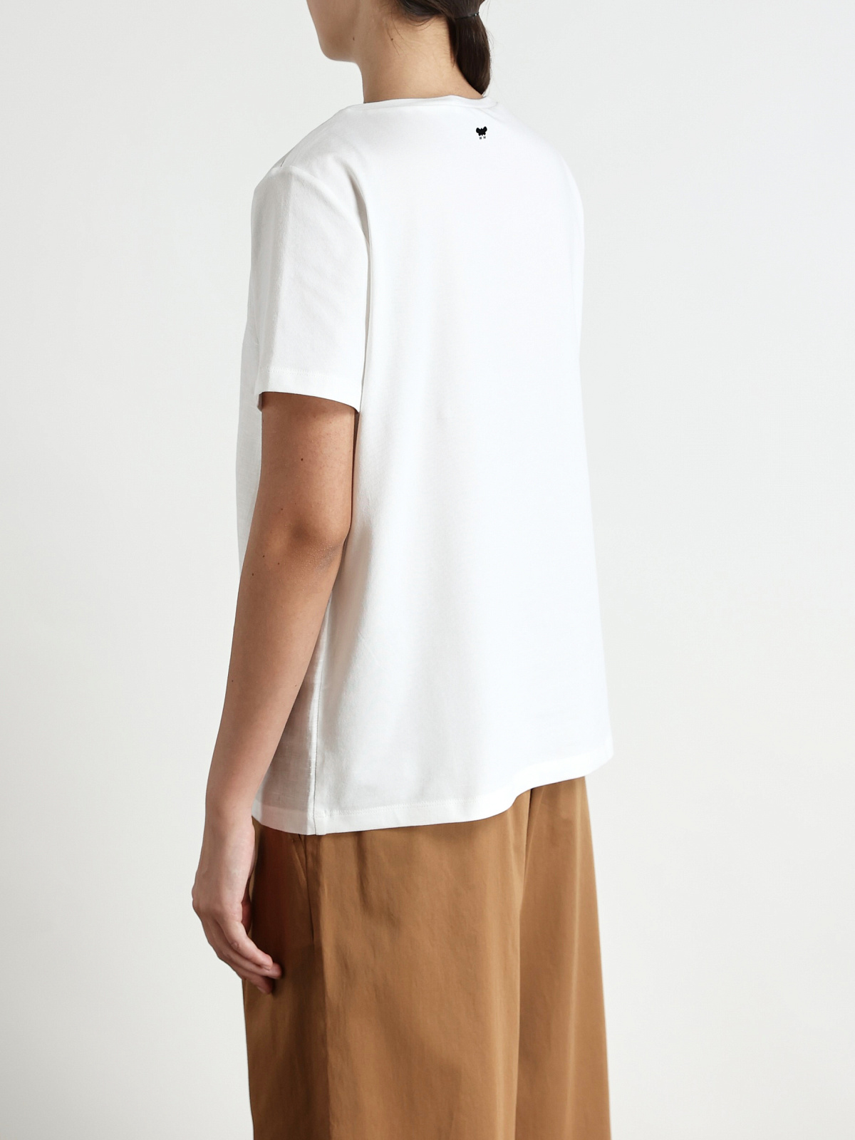 Футболка Max Mara Weekend MAGNO цвет белый - купить в интернет-магазине ...